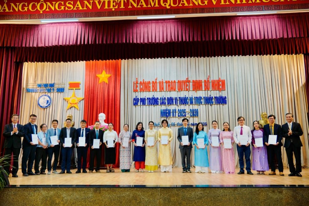 Hoạt động Hue-UMP | Lễ công bố và trao quyết định bổ nhiệm Phó Trưởng các đơn vị thuộc và trực ...